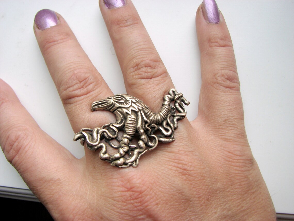 The crow two finger ring | Etsy