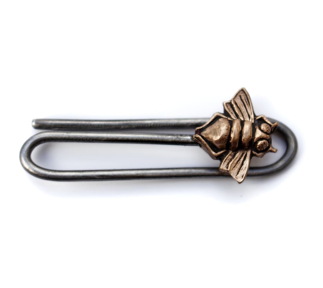 Honey Bee Insect Tie Bar, Entomology - Etsy Sweden