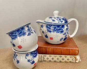 Vintage Angle Tea Set Blue and White 6 Cups 6 Sauces Tea Pot Creamer ...