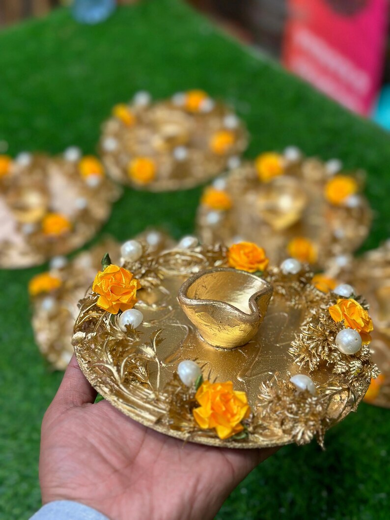 Handmade Golden Diya Plate Set With Flowers and Pearls | Diwali Pooja ...