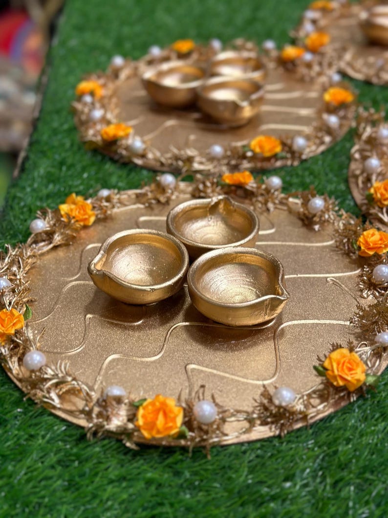 Handmade Golden Diya Plate Set With Flowers and Pearls | Diwali Pooja ...