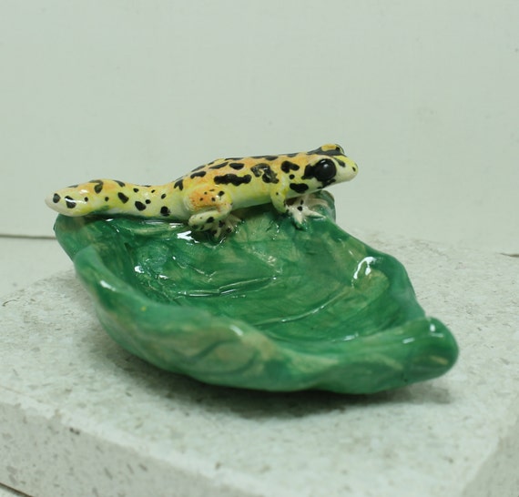Leopard Gecko tiny ring dish | Etsy