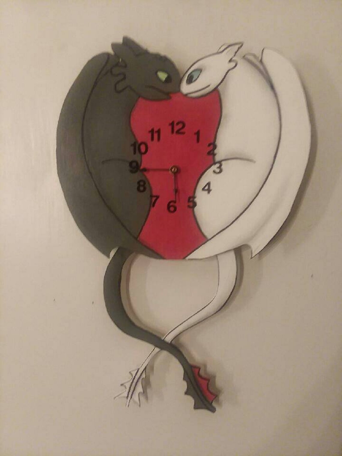 Toothless Heart Pendulum Clock - Etsy