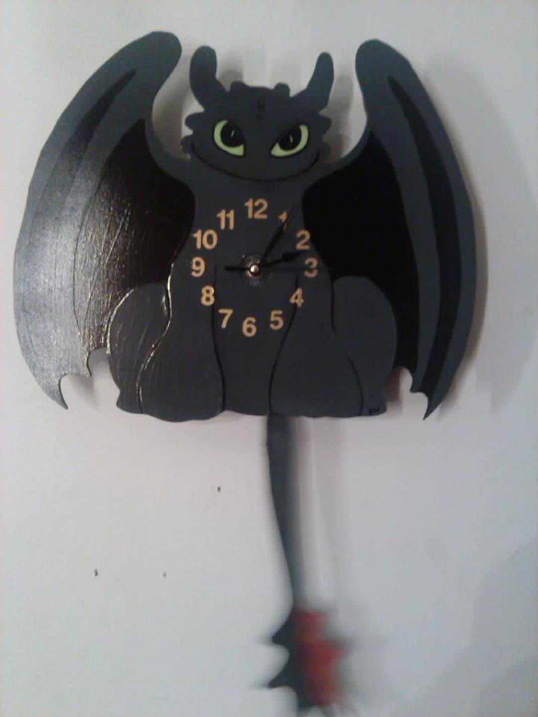 Toothless How to Train Your Dragon Pendulum Clock for Childrens Bedroom ...