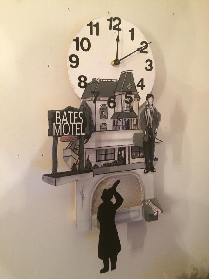 Alfred Hitchcock's Psycho 3D Pendulum Clock With Shower Scene Janet ...