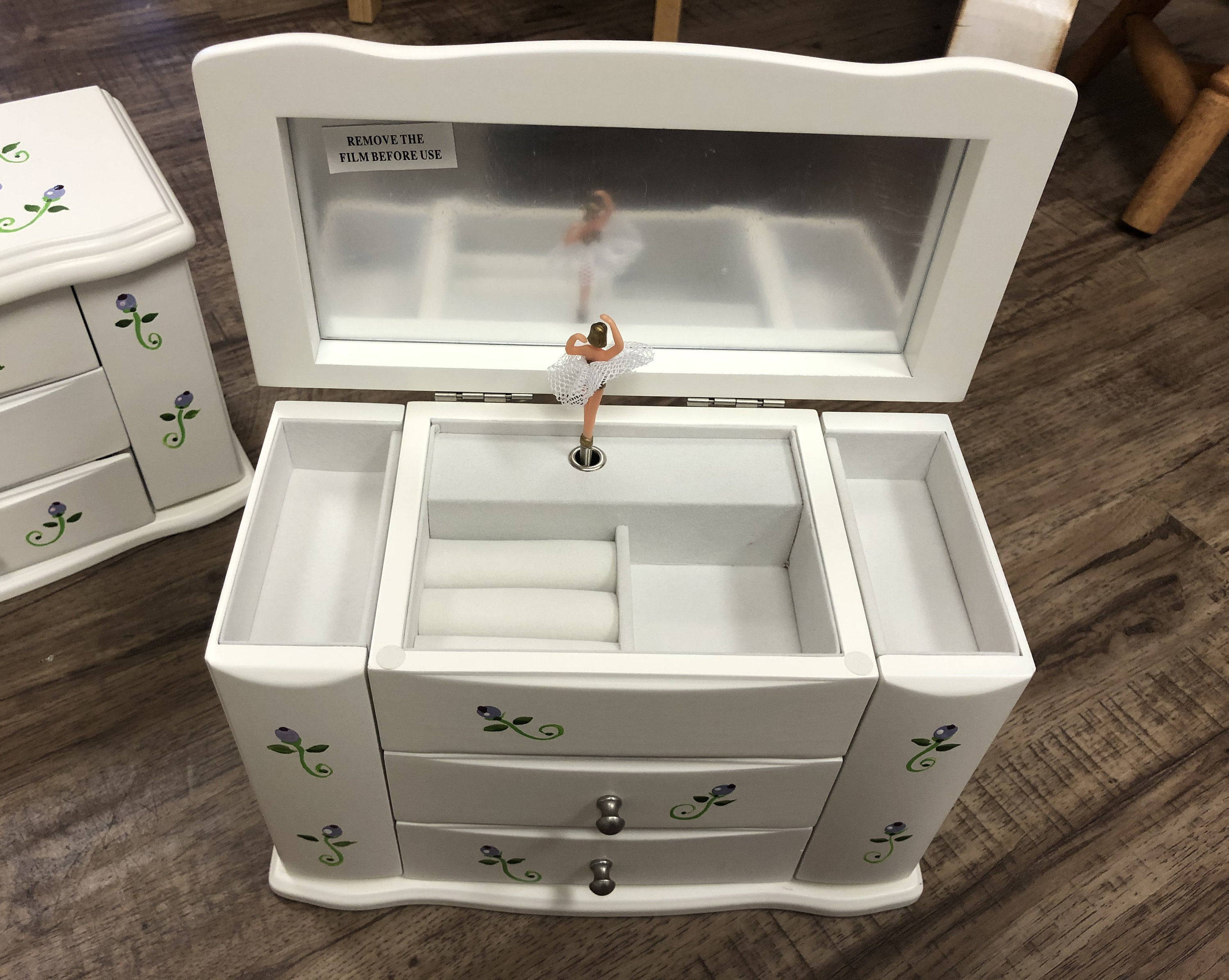 Personalized Musical Jewelry Box - Etsy