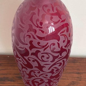 Michael Weems Vase/vintage 2005 Signed Michael Weems Elise Collection Glass Vase/ Cranberry Ruby ...