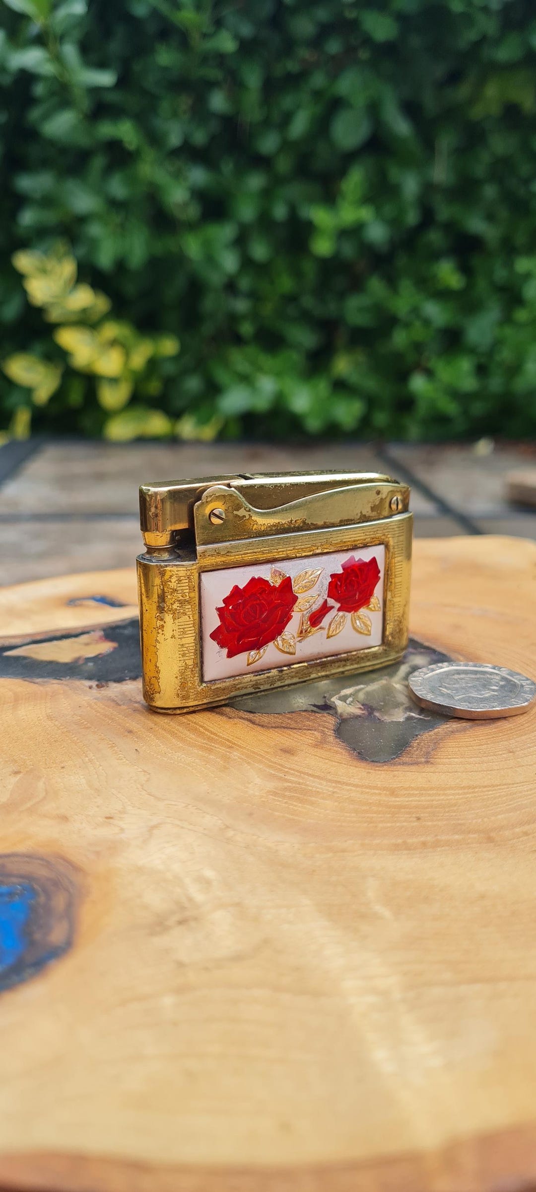 Queenstar of Japan "roses" 1950s Vintage Ladies Petrol Lighter,lovely ...