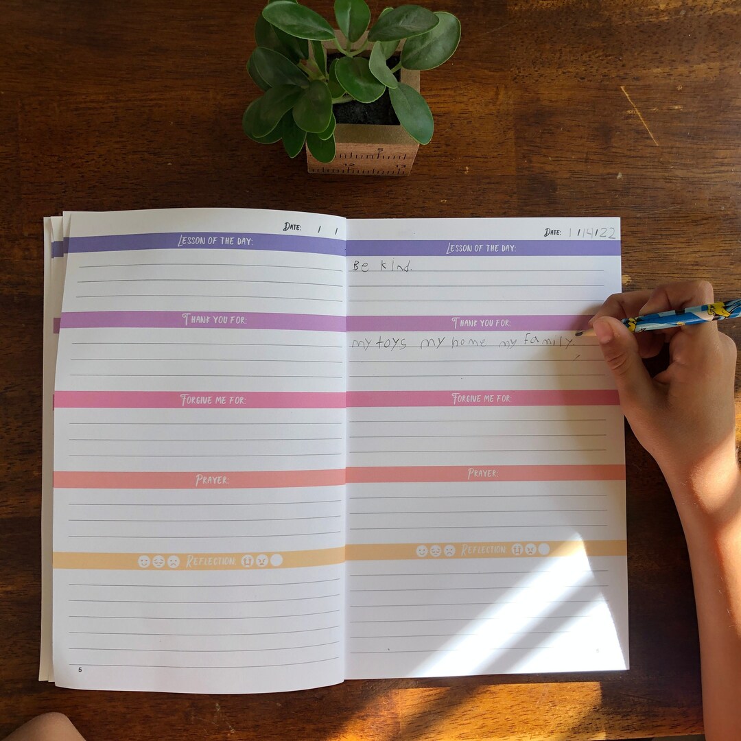 Kids Daily Prayer and Gratitude Guided Journal Simple 90 Day 9"x 6 ...