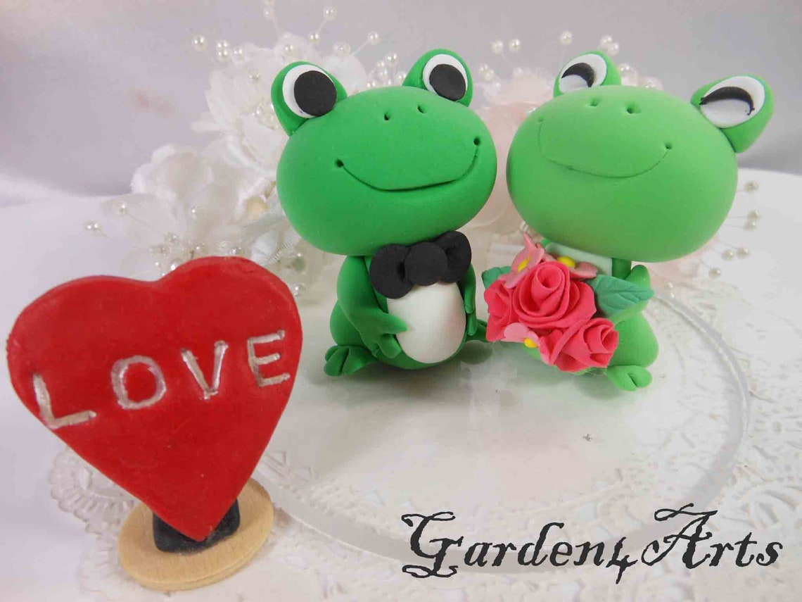 Color of Choice -- Love Frog Wedding Cake Topper -- Circle Clear Base ...