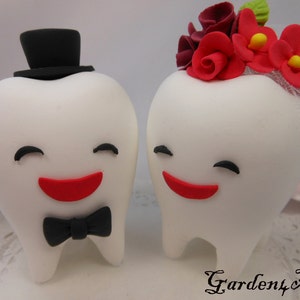 Custom Wedding Cake Topperlove Teeth Couple With Circle Clear Base - Etsy