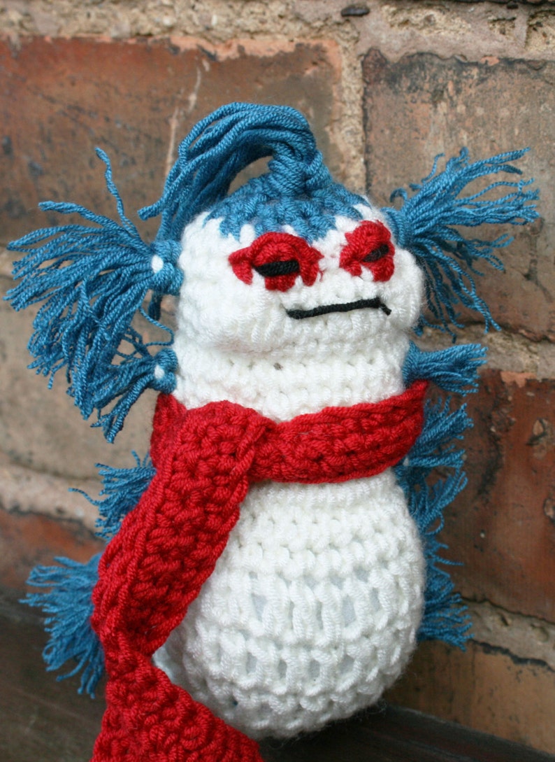 Ello Worm Labyrinth Crochet Pattern - Etsy