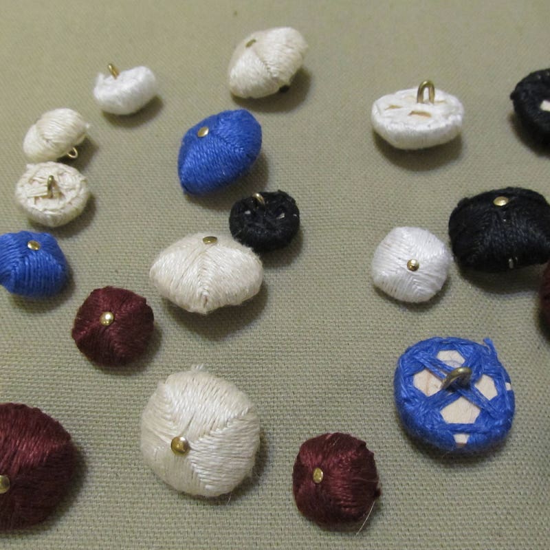 Colonial Buttons - Etsy