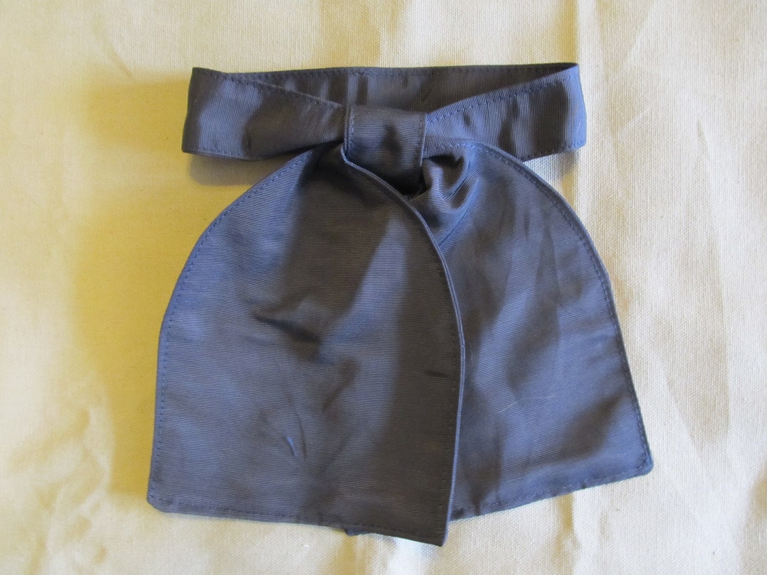 17" Neck Windsor Style Cravat - Navy Blue Silk Faille Necktie - for ...