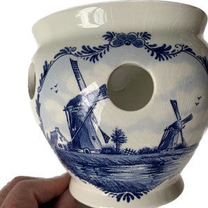 Delft Pottery Strawberry Planterpot/ Hand Painted Blue White Delft Bulb ...