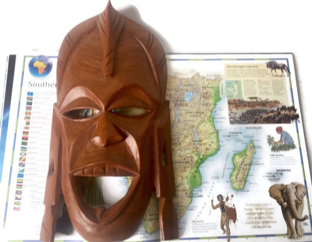 East African Hand Carved Wooden Mask /tanzania Unsigned Wood Carving ...