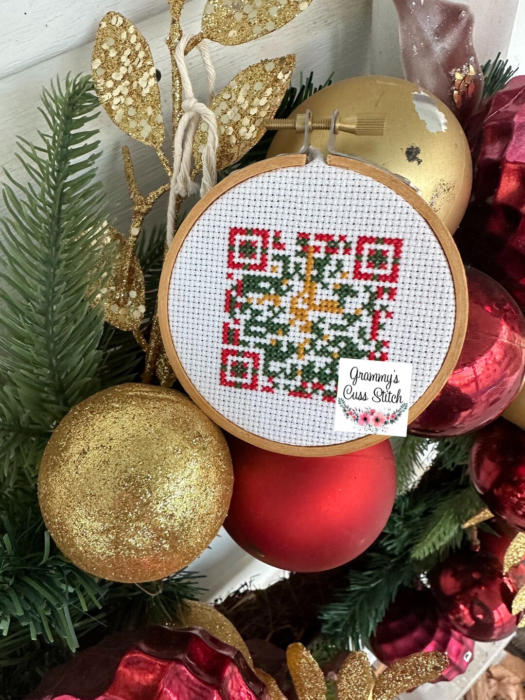 Last Christmas QR Code Modern Cross Stitch Wall Hanging - Etsy