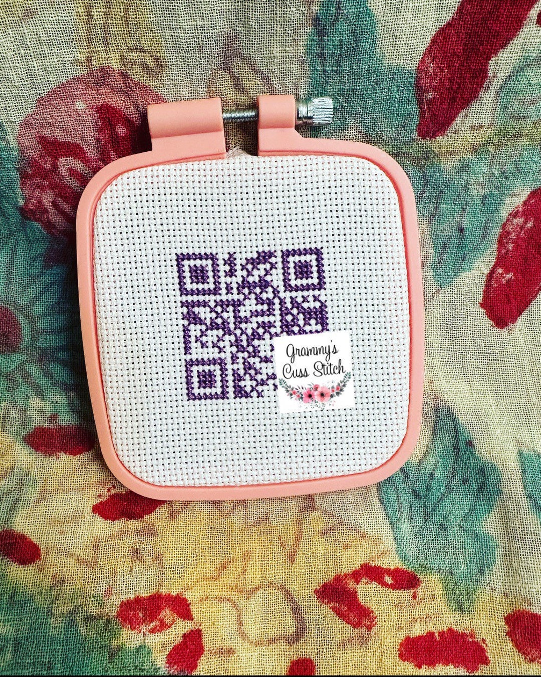 Thank You for Being a Friend QR Code, Modern Cross Stitch, Wall Hanging ...