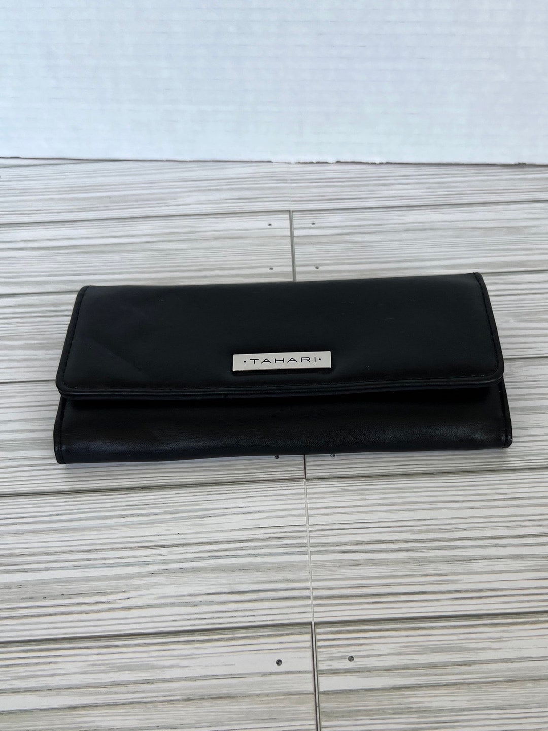 Women’s Tahari Black Queen Bee Wallet - Etsy