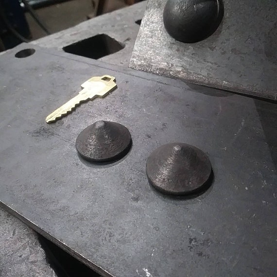 Faux Rivets Heads