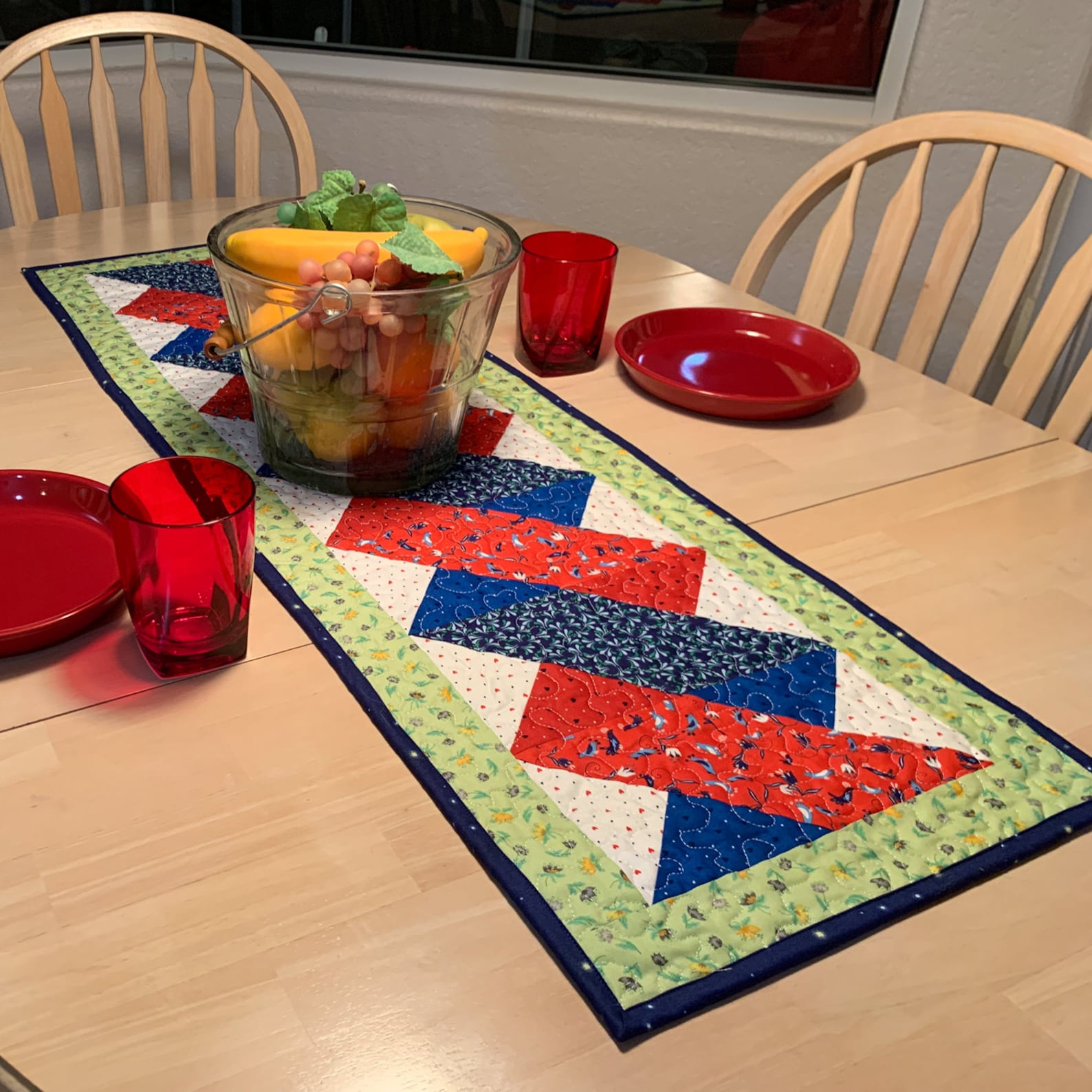 Colorful Ribbon Twist Quilted Table Runner - Tulip Square Pattern #576 ...