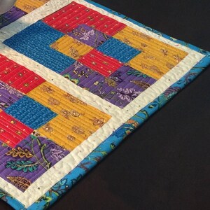 Swapped Squares Quilted Table Runner - Tulip Square Pattern #550 ...