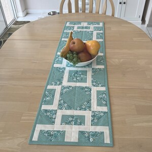 Shattered Diamonds Quilted Table Runner Pattern - Quilted Runner ...