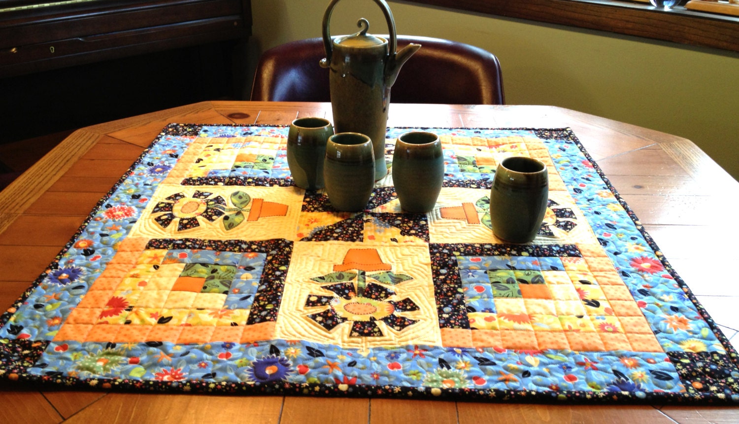 Potted Flowers Quilted Table Topper Tulip Square Pattern - Etsy