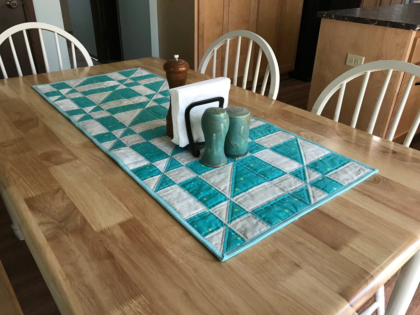 Asymmetric Angles Two Color Quilted Table Runner - Tulip Square Pattern ...