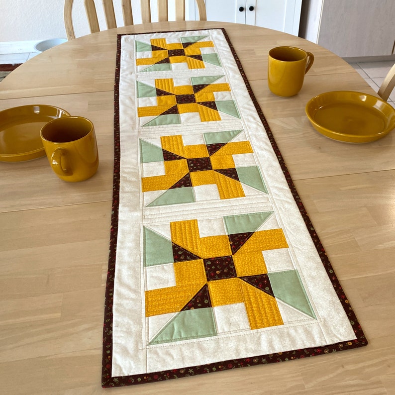 Quilted Table Runner Pattern 593 Modern Kitchen Table - Etsy