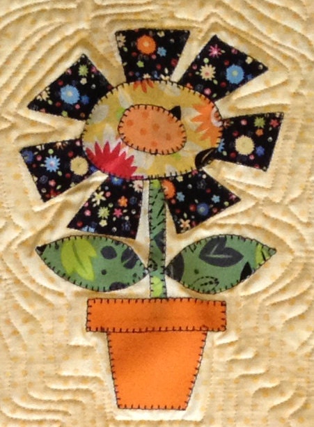 Potted Flowers Quilted Table Topper Tulip Square Pattern - Etsy