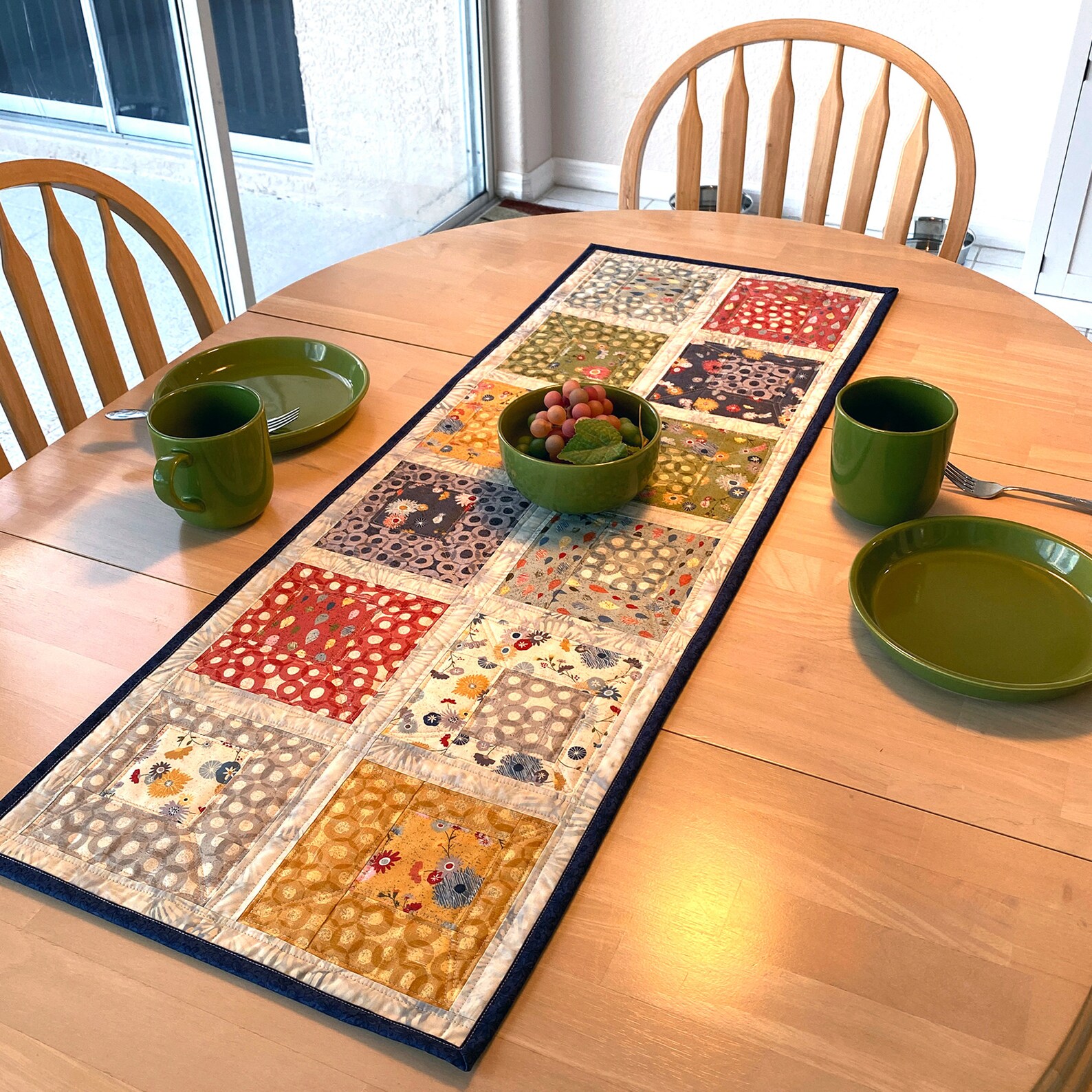 Crazy Boxes Quilted Table Runner - Tulip Square Pattern #539 - Digital ...