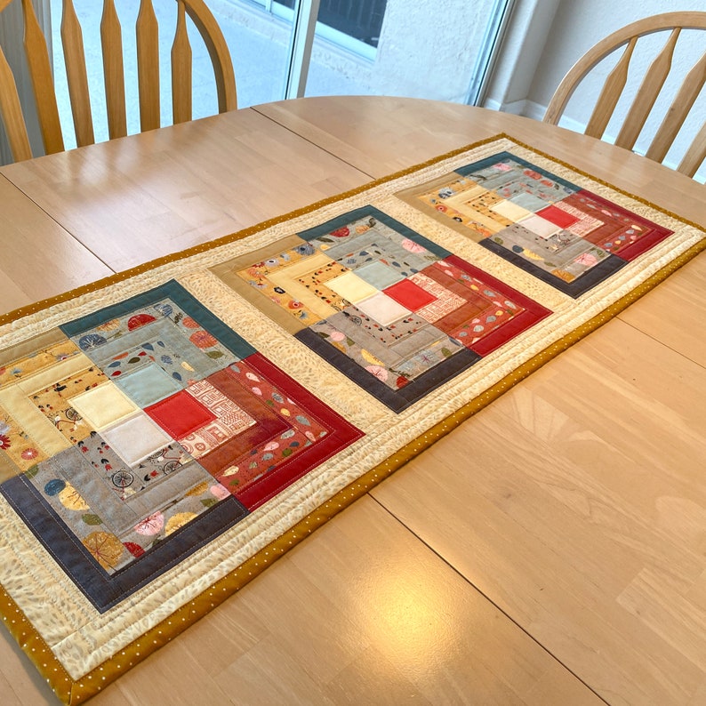 Fancy Squares Quilted Table Runner Pattern - Tulip Square Pattern #580 ...