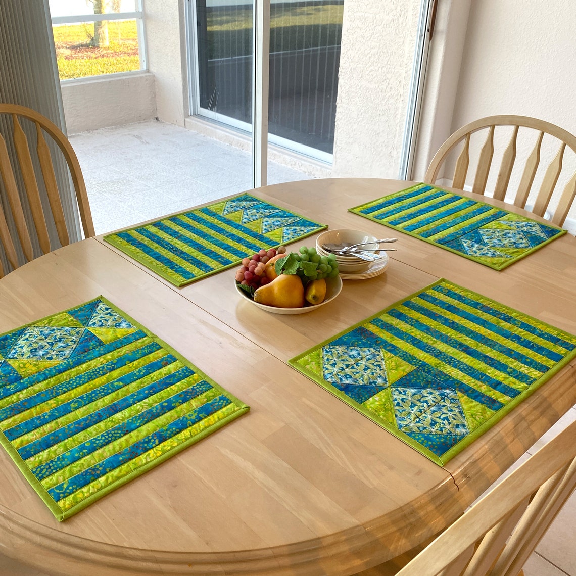 Stripes and Angles Quilted Placemat Pattern: Set of 4 (digital Download ...