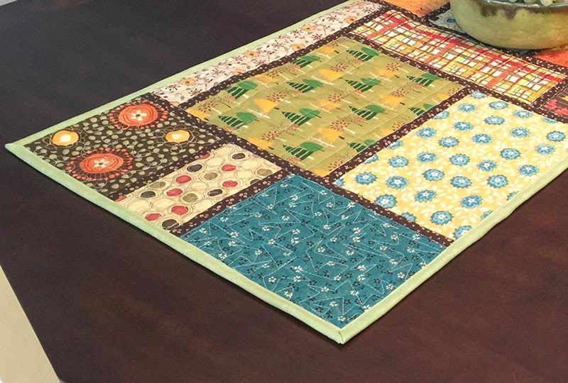 Quilted Table Runner Pattern Random Windows Table Runner - Etsy Canada