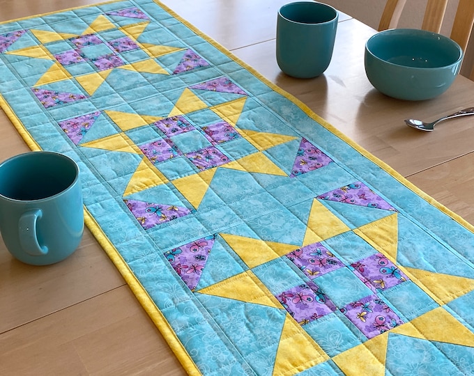 Peppermint Pinwheels Quilted Table Runner Pattern Tulip Square Pattern ...