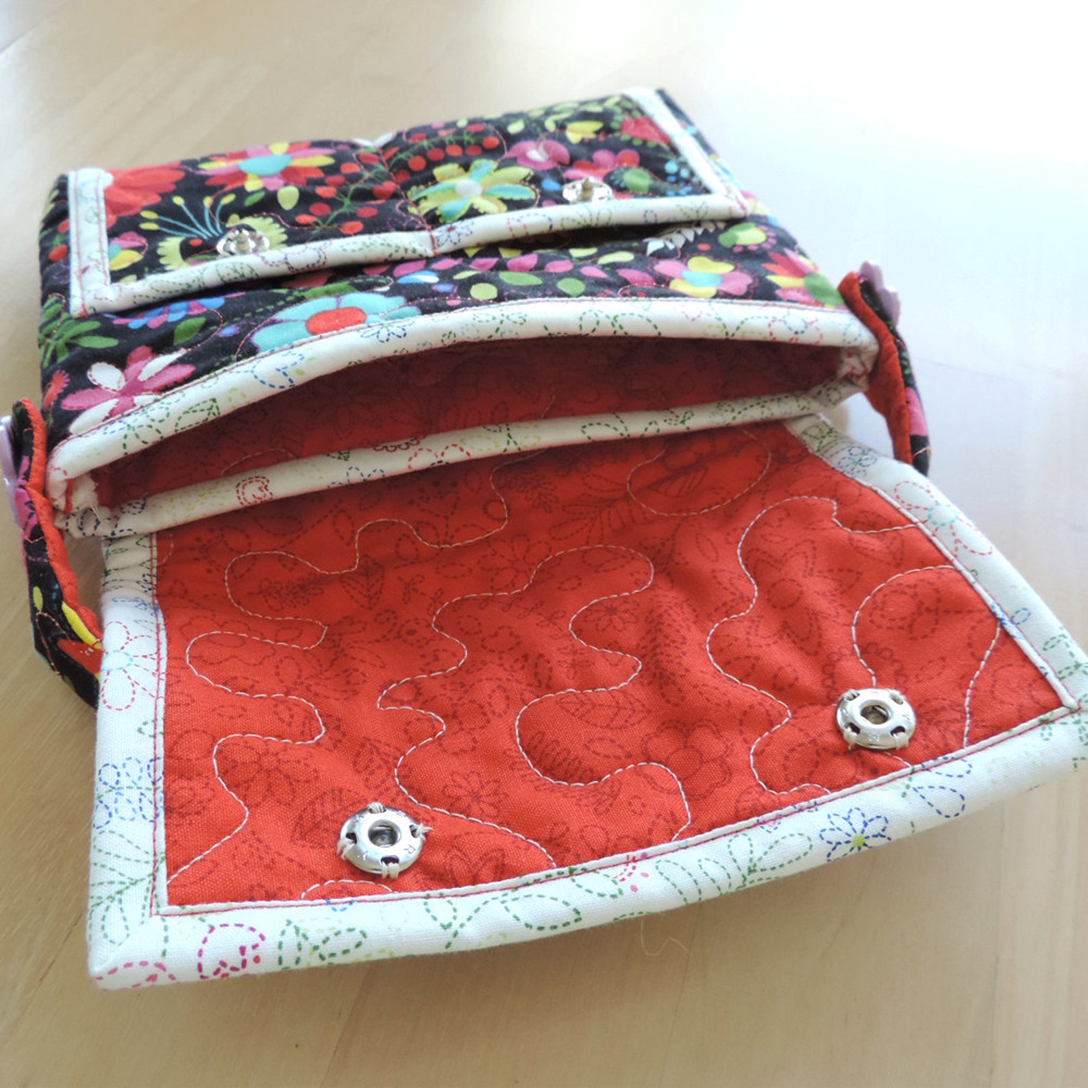 Quilted Tablet Tote Pattern: Multi-pocket Design (PDF Download) - Etsy