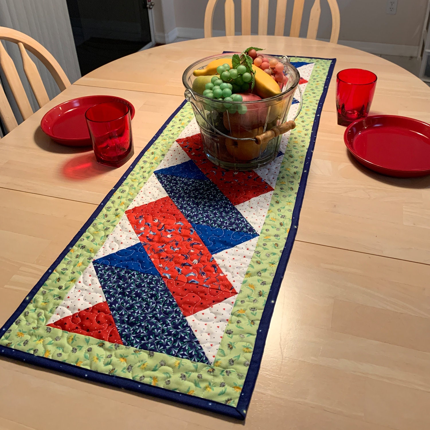 Colorful Ribbon Twist Quilted Table Runner - Tulip Square Pattern #576 ...