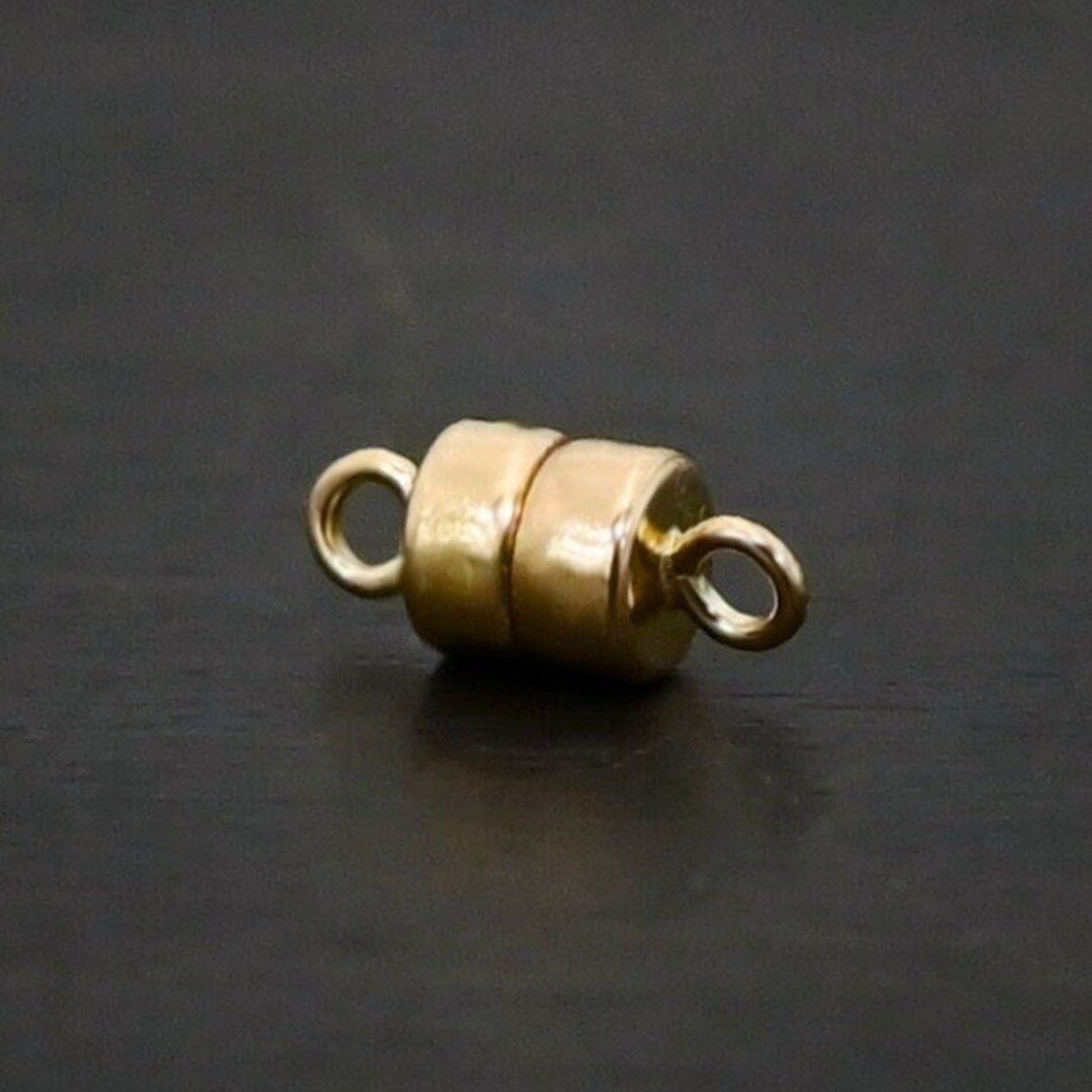 Mae - 14k Gold Filled Round Disc Magnetic Clasp - Etsy