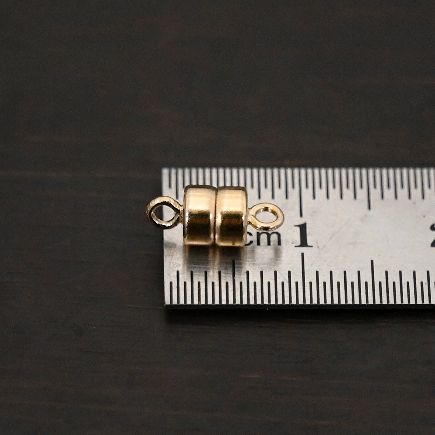 Mae - 14k Gold Filled Round Disc Magnetic Clasp - Etsy