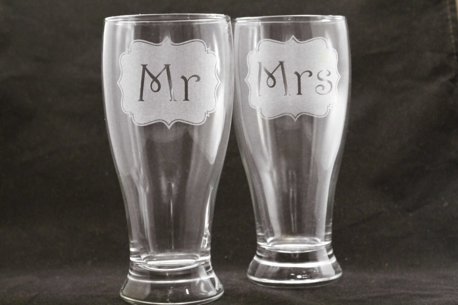 Decorative Etched Mr and Mrs Beer Pilsner Set of Two Ready | Etsy