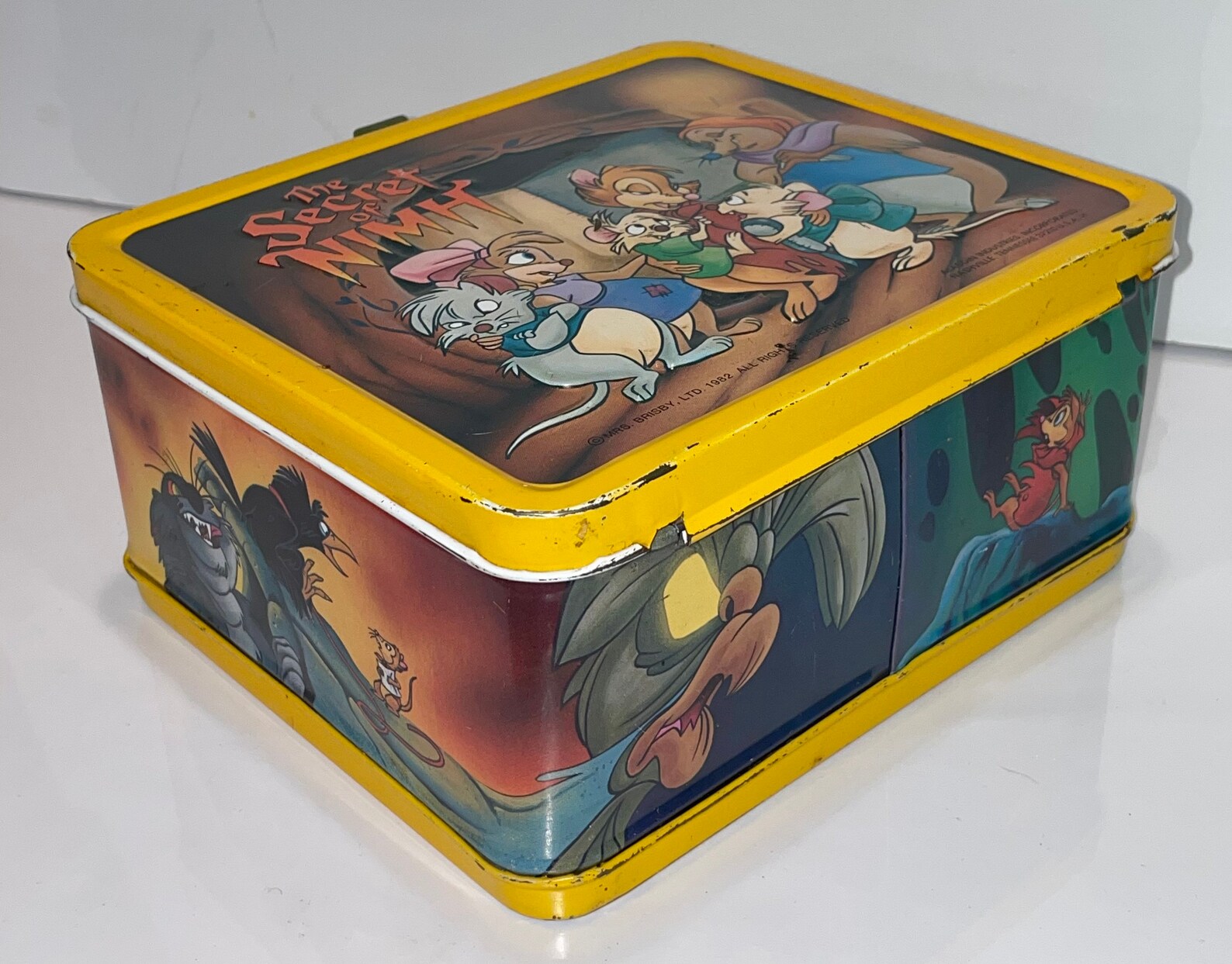 1982 the Secret of Nimh Metal Lunch Box Lunchbox in Excellent Minty ...