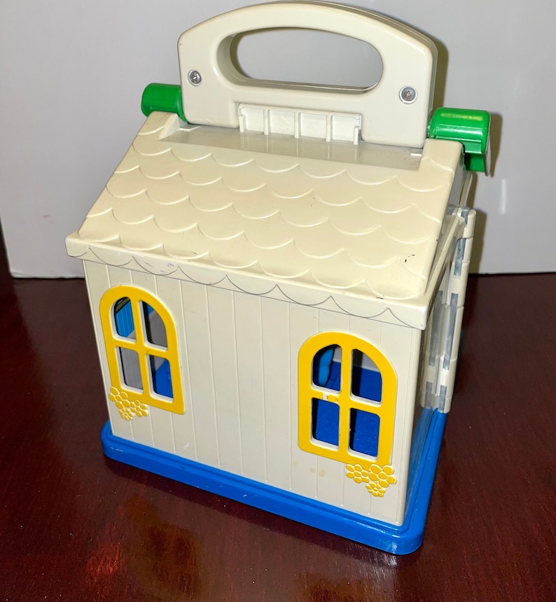 1990 Little Tikes Toddle Tots Little People House and Two Person Set of ...