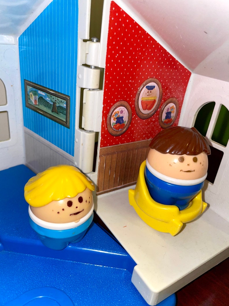 1990 Little Tikes Toddle Tots Little People House and Two Person Set of ...