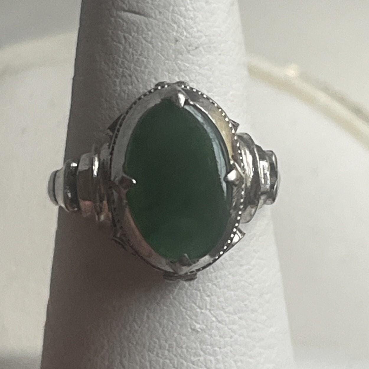 Antique Chow Sang Sang Chinese Natural Green Jade 18K White Gold Ring ...