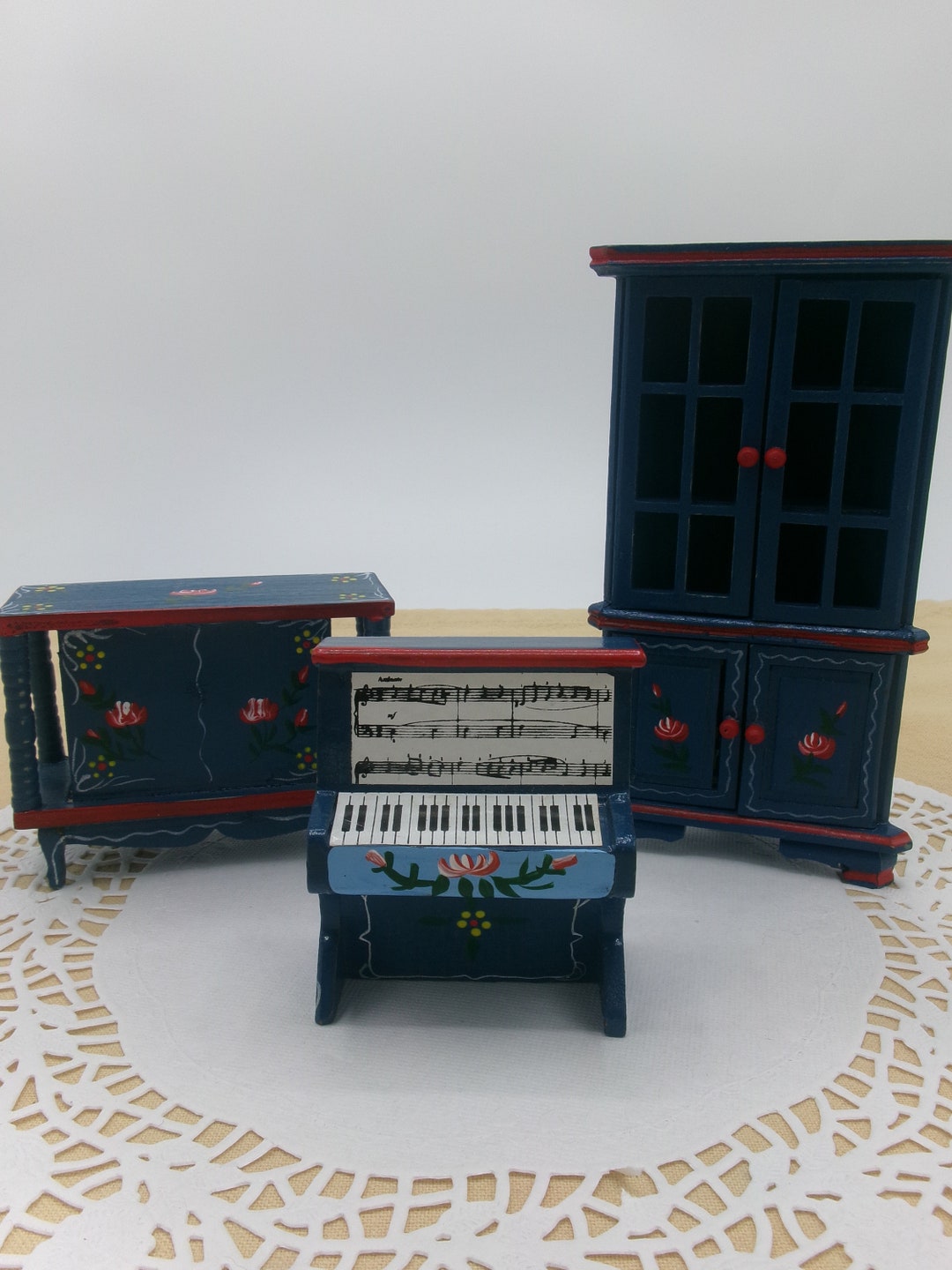 THREE Piece Pennsylvania Dutch Style Painted Doll House Furniture 1:12 ...