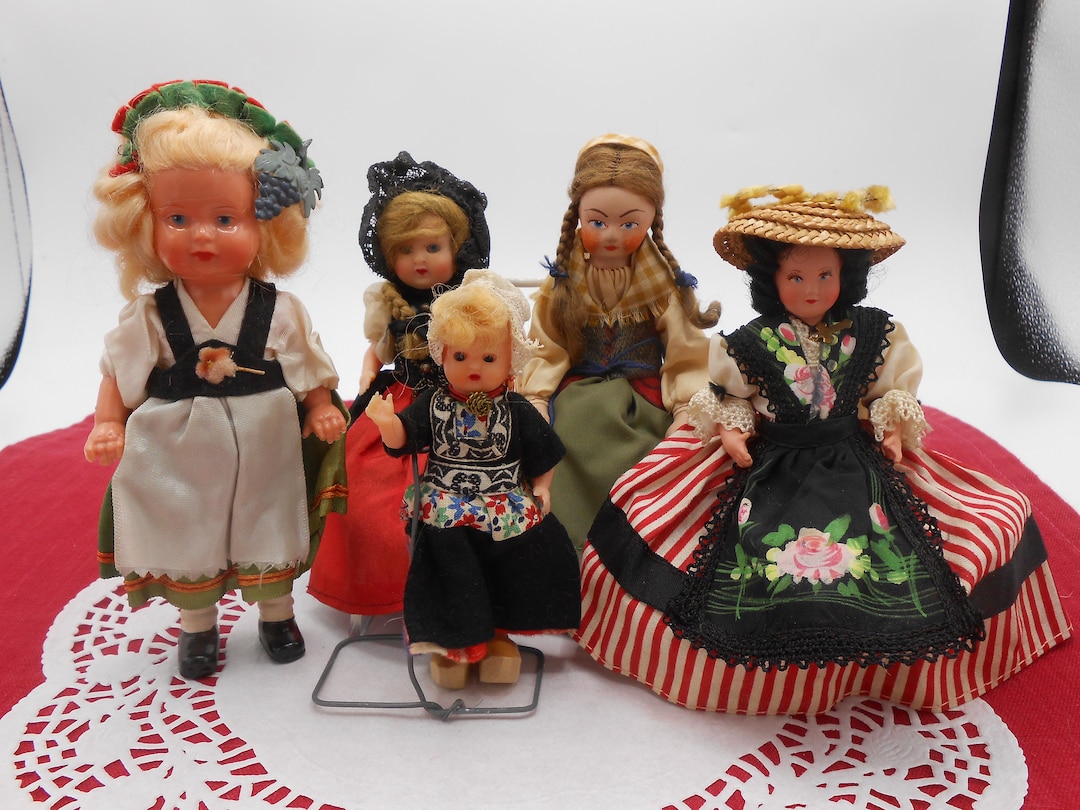 Collection of FIVE Mid Century European Costume Dolls, Italian Costume ...