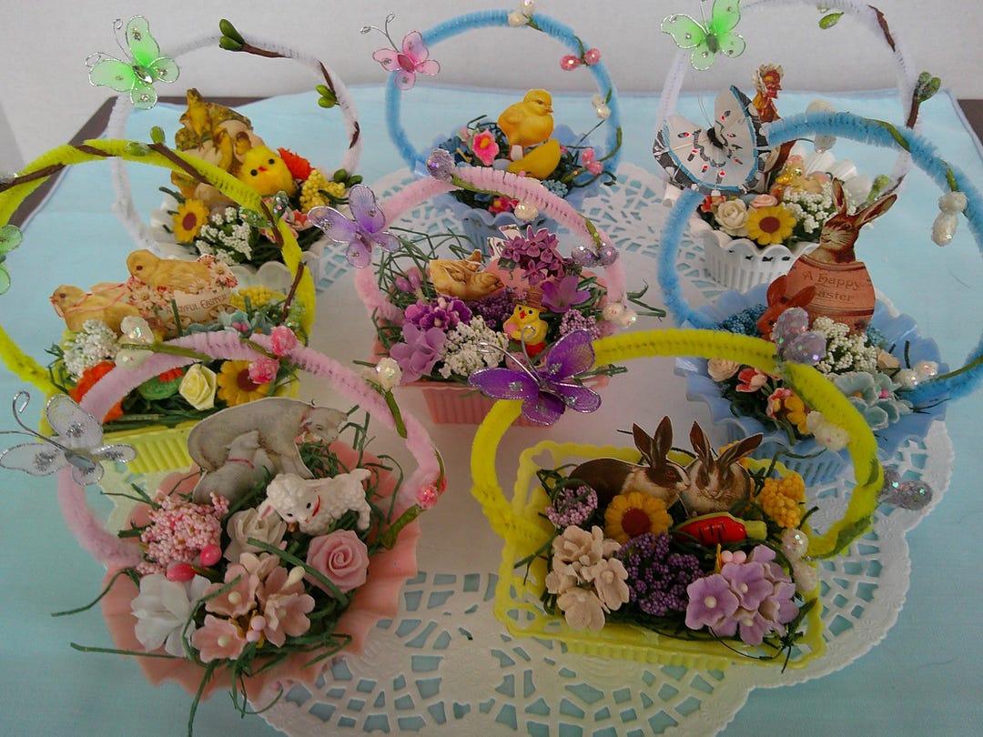 Vintage Style Candy Nut Cup Easter Diorama, Easter Feather Tree ...