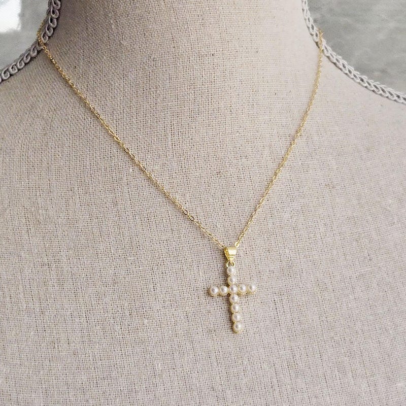 Jane Austen Style Pendant - Etsy