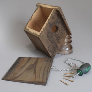 Classic Cedar Bird House. Rustic Bird House. Removable Roof for ...